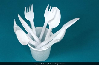 Say No To Plastic: Here Are 5 Simple Ways To Cut Down Plastic Usage ...